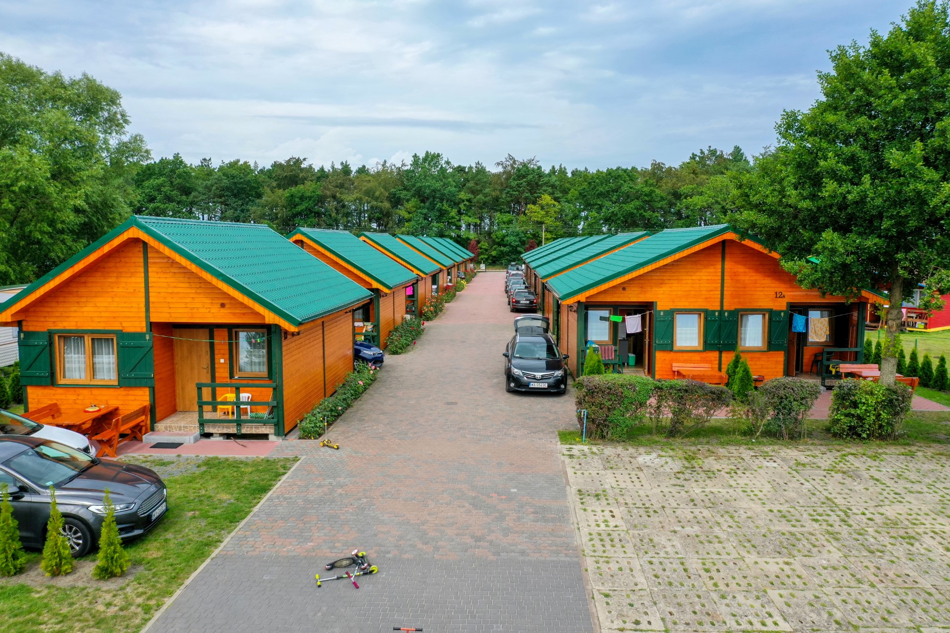 Pokoje z aneksem i domki - Duet Karwia